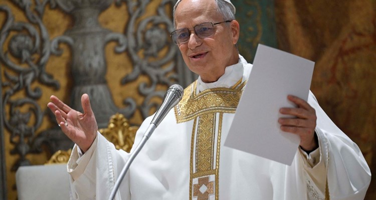 Institut za hrvatski jezik i profesor razjasnili su stvari: Papa se ...